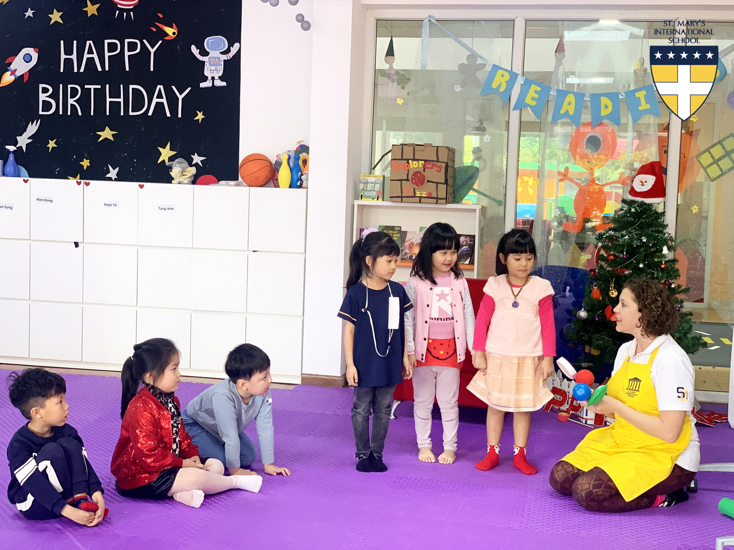 Kindergarten Program Overview - St. Mary's International Kindergarten